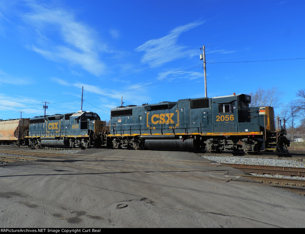 CSX 2056, 6935 (2)